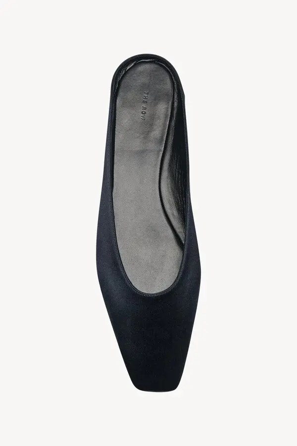 THE ROW June Mule In Goatskin Suede - Navy