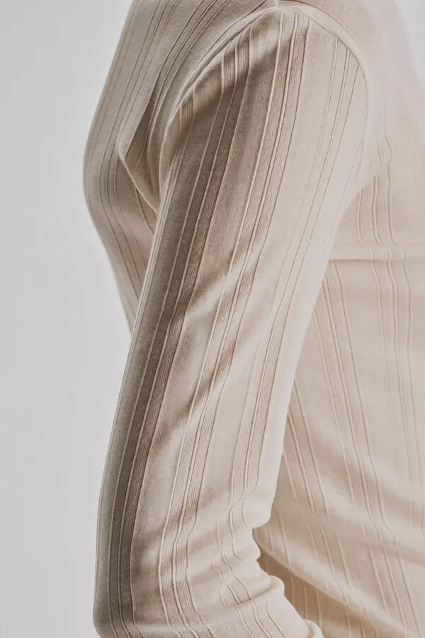 THE ROW Dantea Long Sleeve Ribbed Crewneck T-shirt - Ivory