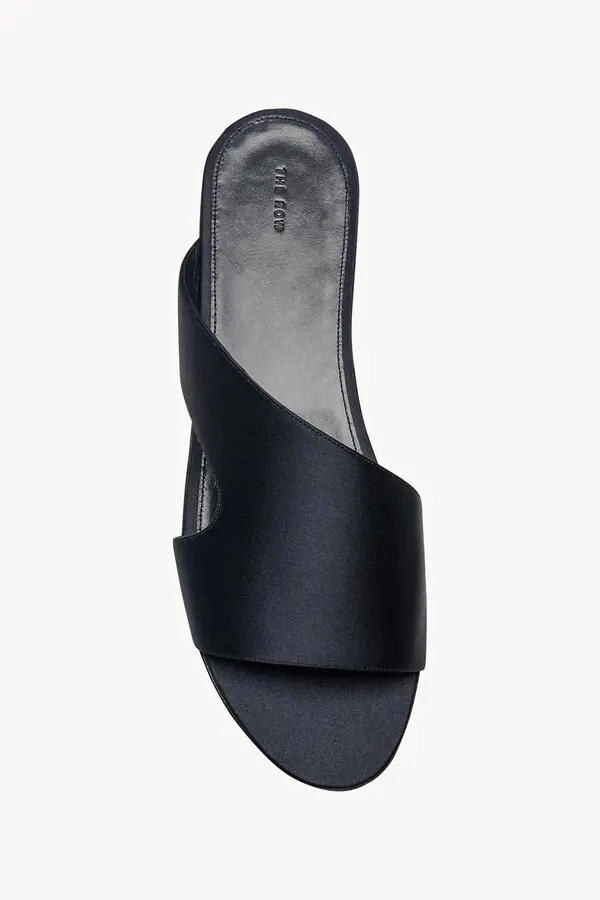 THE ROW Anita Sandal