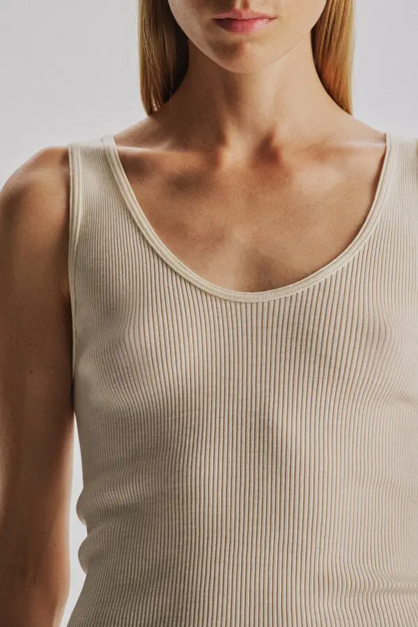 THE ROW Danel Tank Top In Lightweight Jersey - Ivory