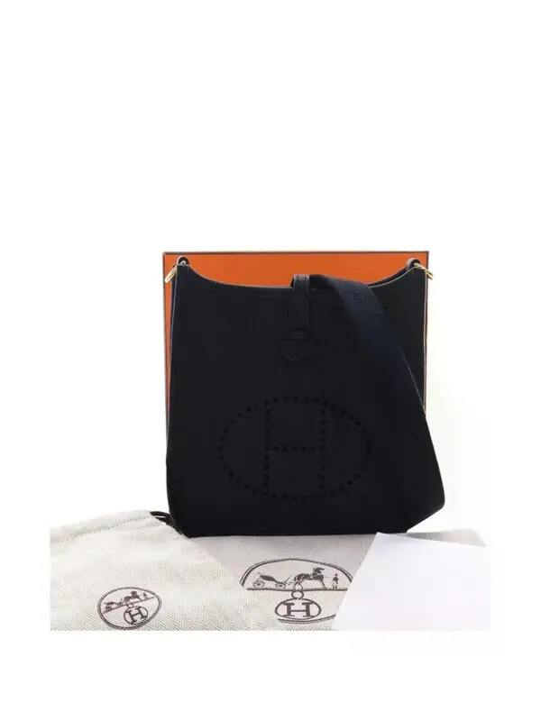Hermès 2019 Clemence Evelyne 16 Amazone Crossbody Bag - Black