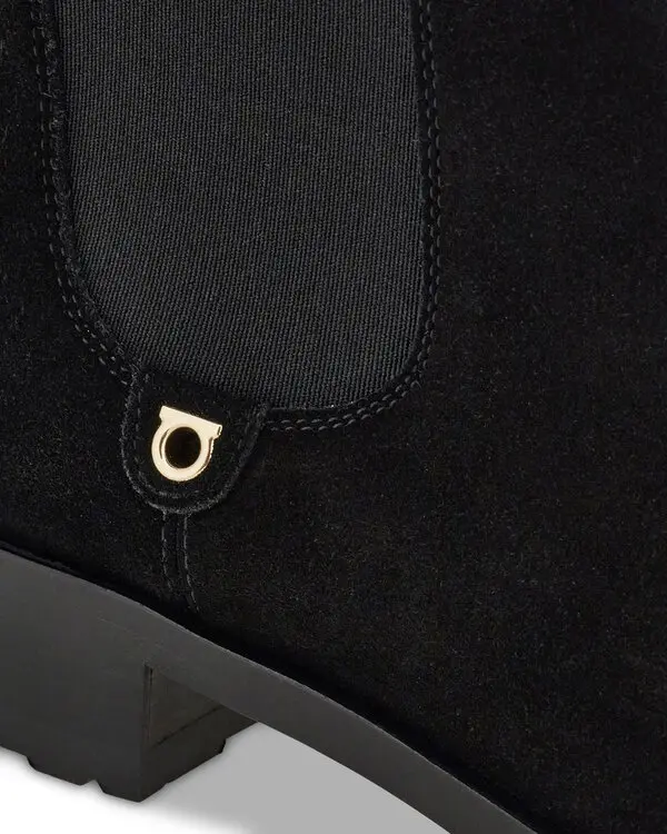 FERRAGAMO Black Leather Chelsea Boots