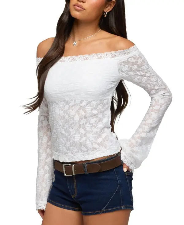 EDIKTED Off-shoulder Lace Top