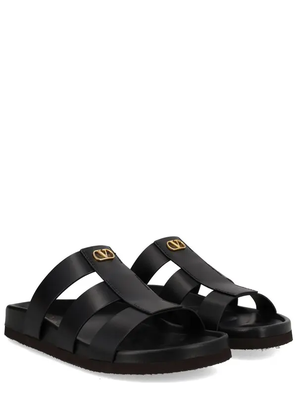 Valentino Garavani Studshield Slides