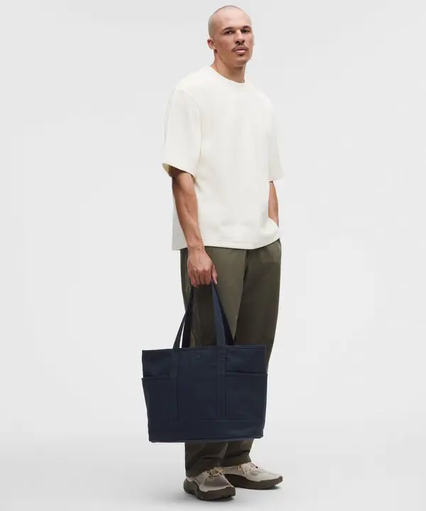 Lululemon Daily Multi-pocket Zip-top Tote Bag 18l - True Navy