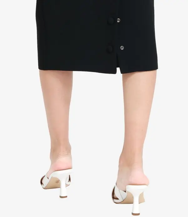 N°21 Midi Skirt With Front Darts And Extended Button Closure