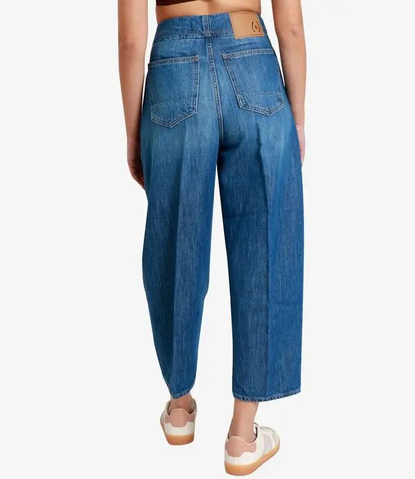 PEOPLE Barrel Crop Leg Denim Pants