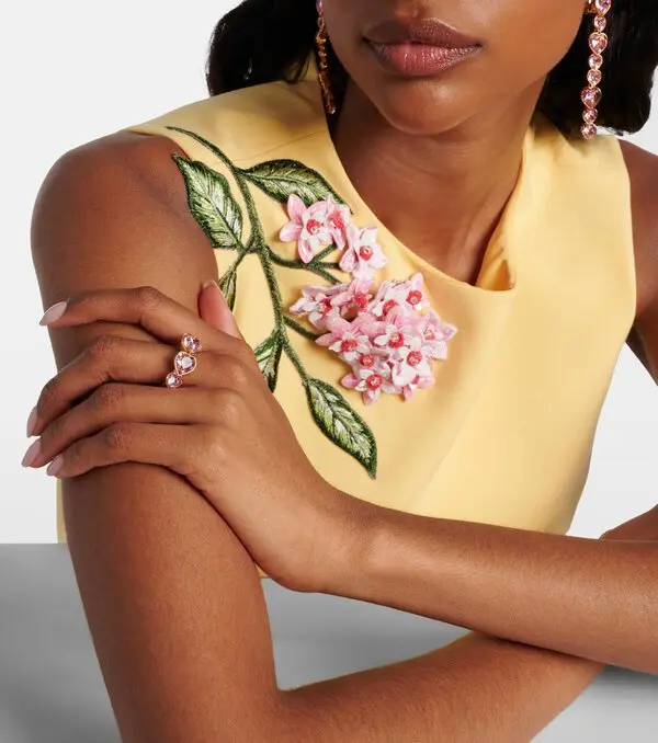 Oscar De La Renta Heart Crystal Ring