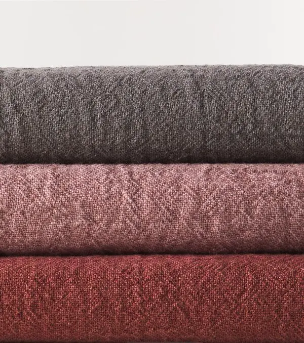 MAISON DE VACANCES Linen Crepe Throw
