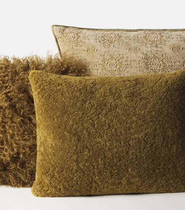 MAISON DE VACANCES Shearling Cushion