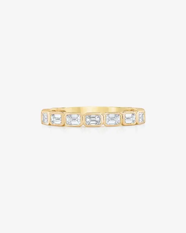 Ring Concierge Lab Diamond Emerald Bezel Band In 14k Yellow Gold - One-color