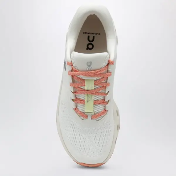On Cloudmonster Sneakers - White