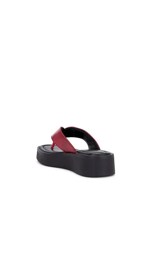 VAGABOND SHOEMAKERS Danya Platform Flip Flops - Red