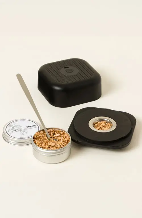 UNCOMMON GOODS Electric Cocktail Smoking Kit