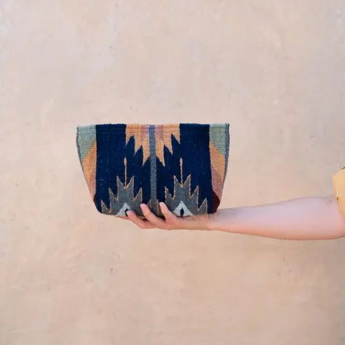 AMASOUK Wild River Pouch