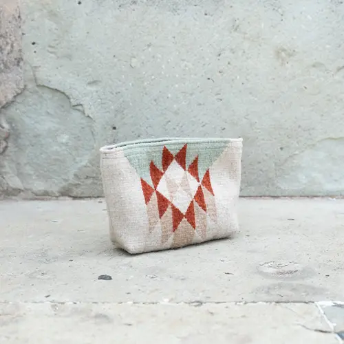 AMASOUK Fénix Pouch In Wool With Zapotec Diamond Motif
