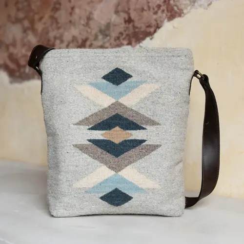AMASOUK Tule Shoulder Bag