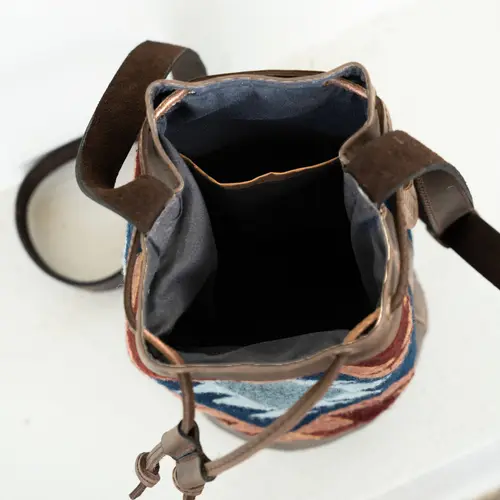 AMASOUK Copper Creek Bucket Bag