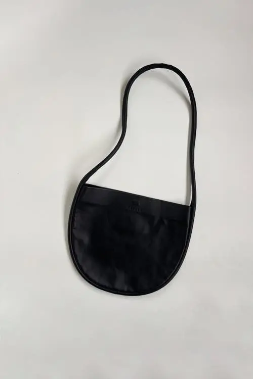 HARPER THE LABEL The Loop Bag By - Black