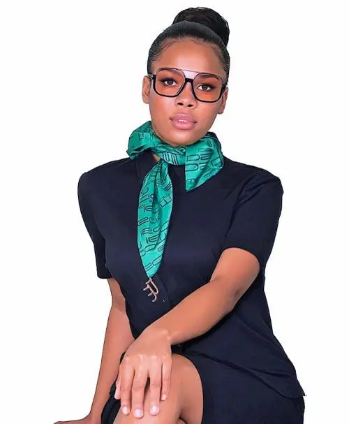 DAI MODA Dm Logo Versa Scarf With Logo Hardware