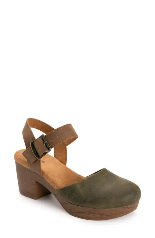 MUK LUKS Merritt Quarter Strap Platform Pump - Olive/tan