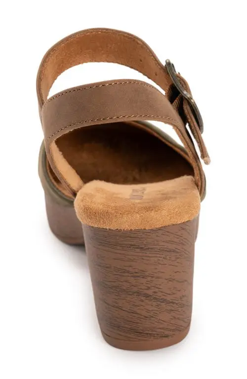 MUK LUKS Merritt Quarter Strap Platform Pump - Olive/tan