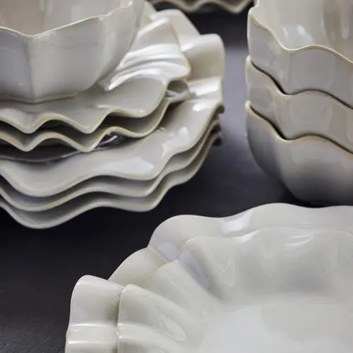 Marchesa Lotus Stoneware Dinner Plate Set Of 4