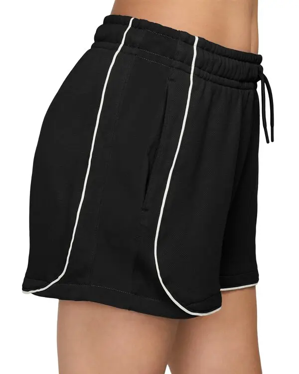 Nike Loose Mid Rise Fleece Shorts