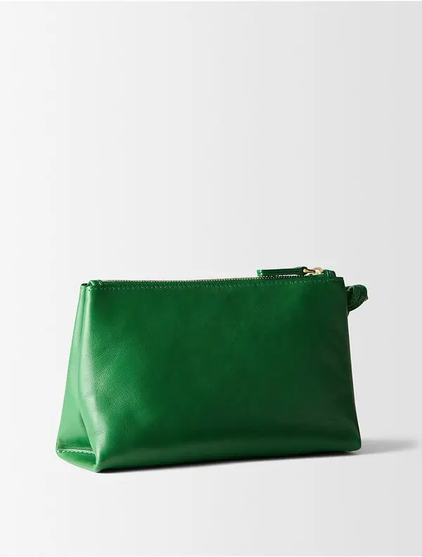 Calvin Klein Essential Pouch In Soft Calf Leather