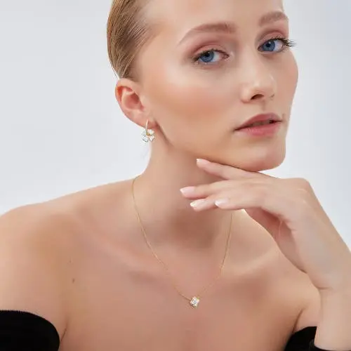 SPERO LONDON Enamel Clover Hoop Earrings - Gold