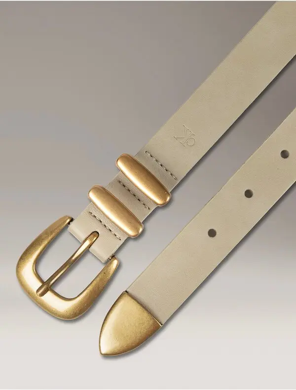 Calvin Klein Solid Square Buckle Belt