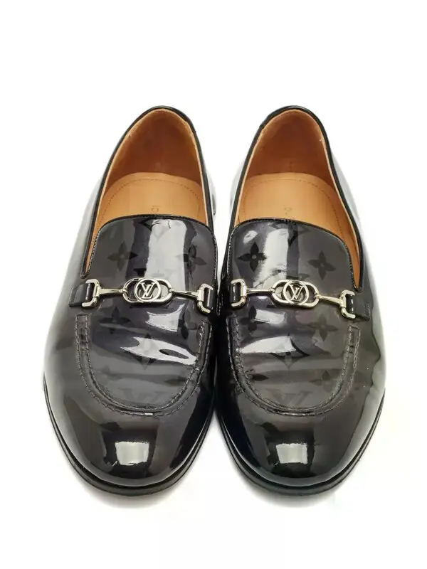 LOUIS VUITTON Smooth Leather Loafers