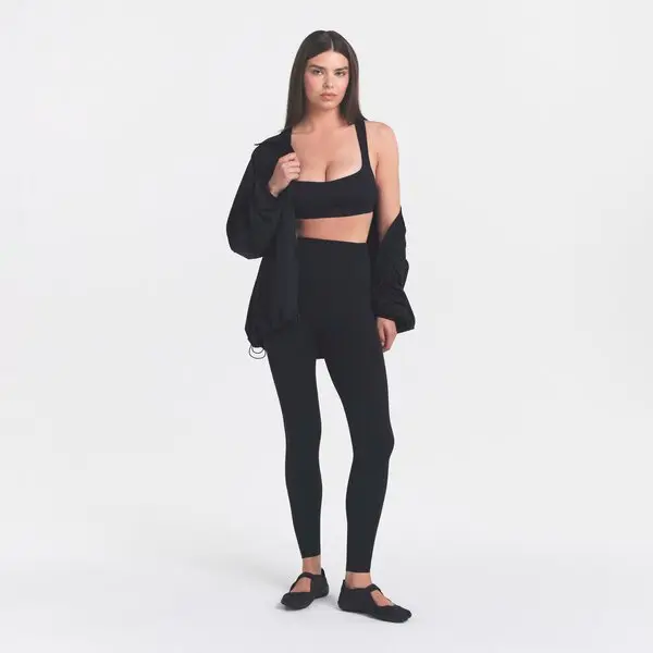 SKIMS 26" Legging | Black | | Nike Studio Stretch
