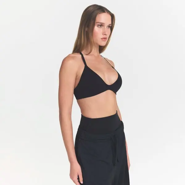 SKIMS T Back Triangle Bra | Black | | Nike Studio Stretch