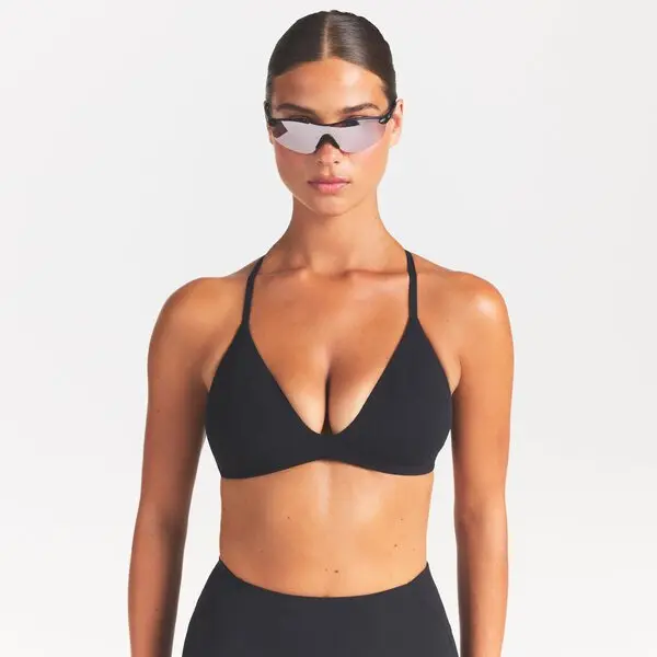 SKIMS T Back Triangle Bra | Black | | Nike Studio Stretch - Obsidian