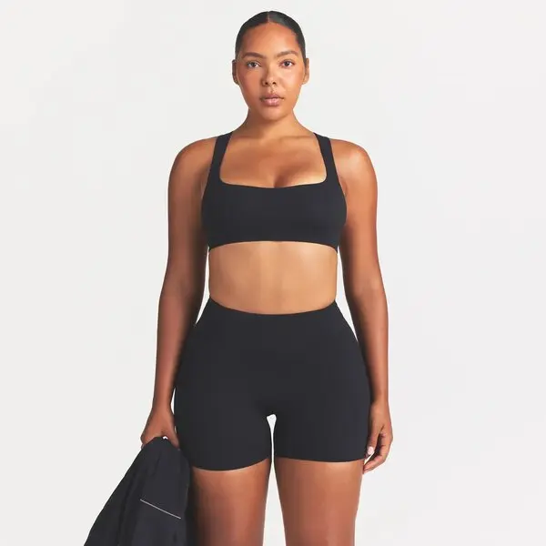 SKIMS 5" Biker Short - Obsidian