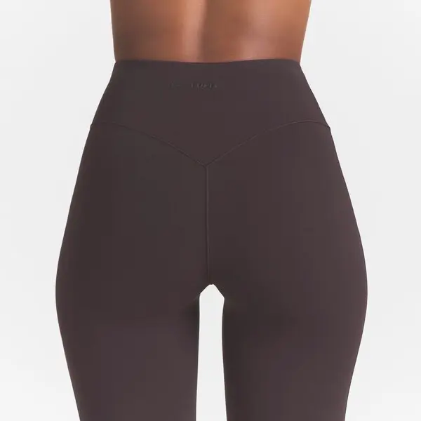 SKIMS 26" Legging | Deep Neutral | | Nike Studio Stretch - Dark Roast