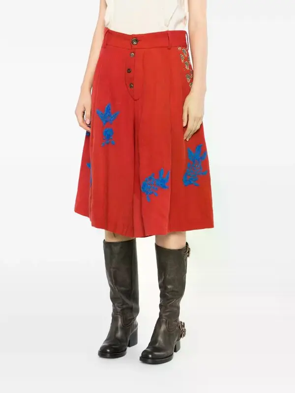 GG IN RED Embroidered Shorts