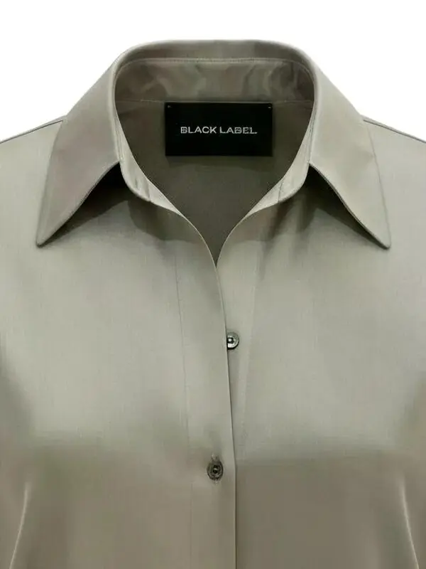 Black Label Sleeveless Button-up Blouse