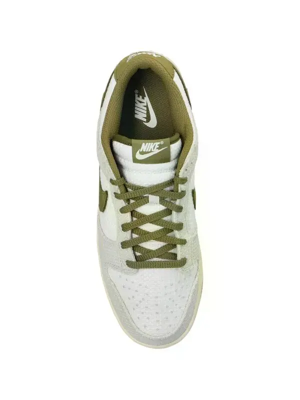 Nike Dunk Low Retro Sneakers