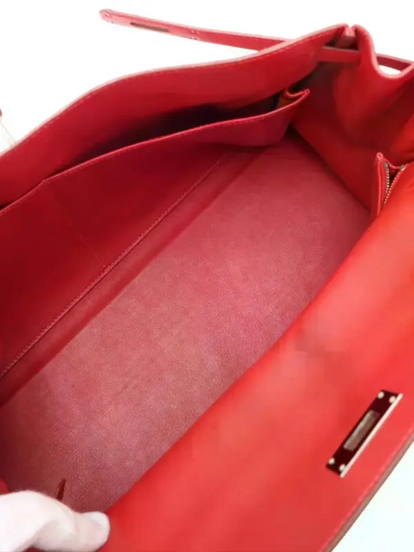 Hermès 2006 Evergrain Kelly Ii Retourne 35 Satchel - Red