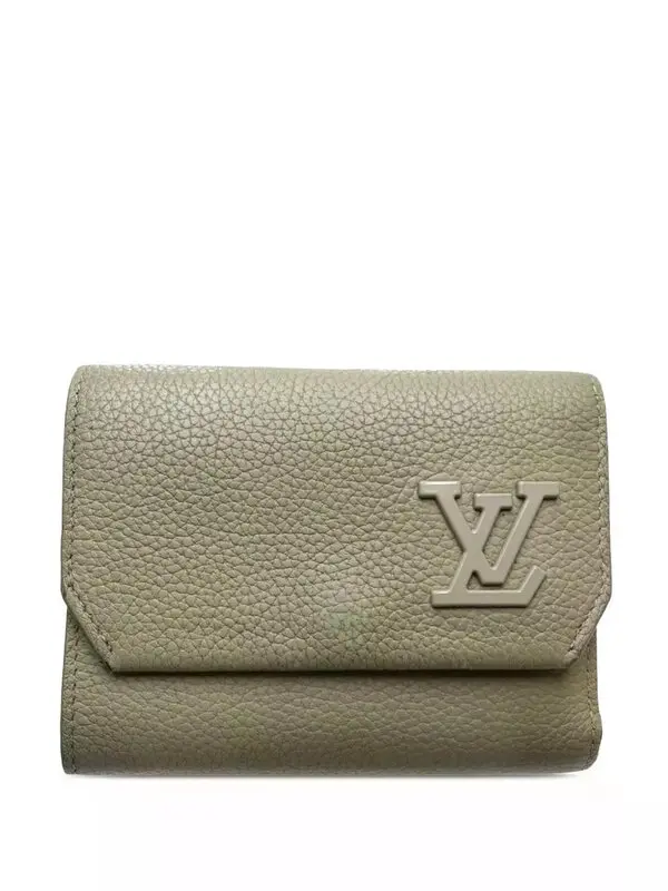 LOUIS VUITTON 2021-2026 Aerogram Pilot Trifold Wallet Small Wallets - Grey