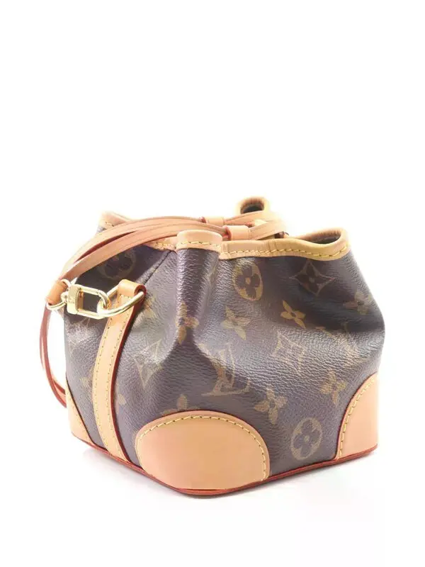 LOUIS VUITTON Monogram Noé Bucket Bag