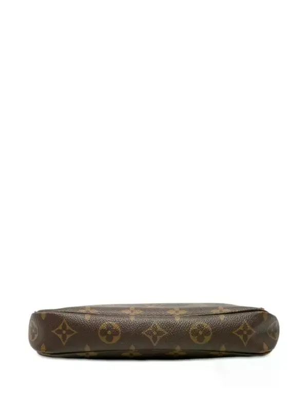 LOUIS VUITTON Monogram Pochette Accessoires Shoulder Bag