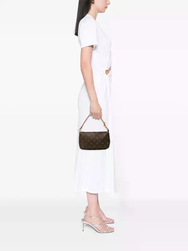 LOUIS VUITTON Monogram Pochette Accessoires Shoulder Bag