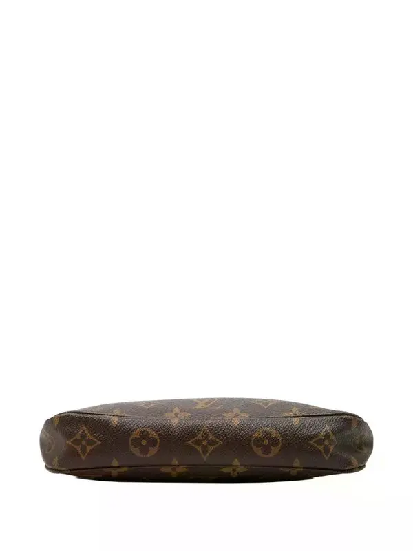 LOUIS VUITTON Monogram Pochette Accessoires Shoulder Bag