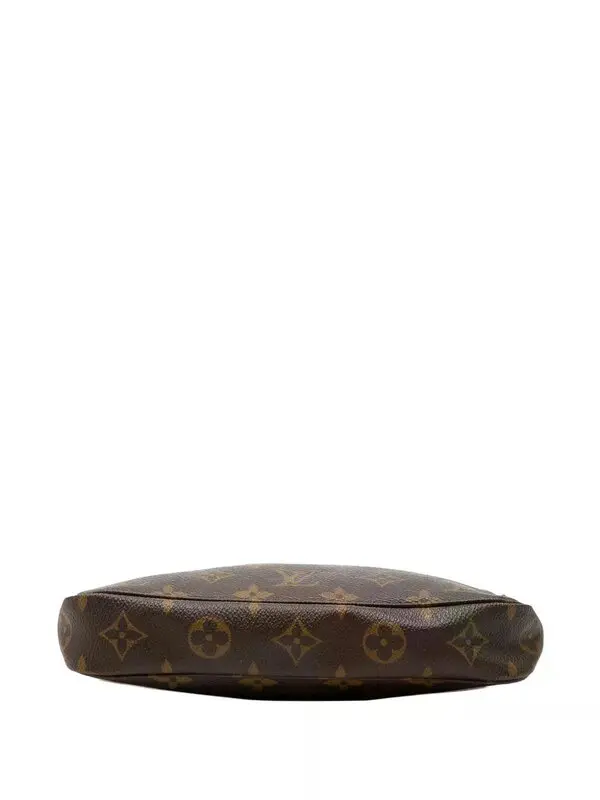LOUIS VUITTON Monogram Pochette Accessoires Shoulder Bag