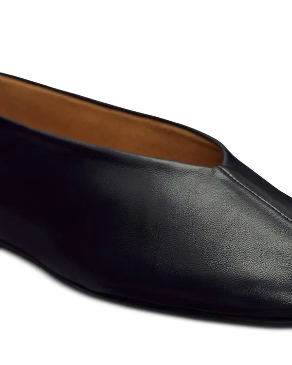 REFORMATION Blaine Flats - Black