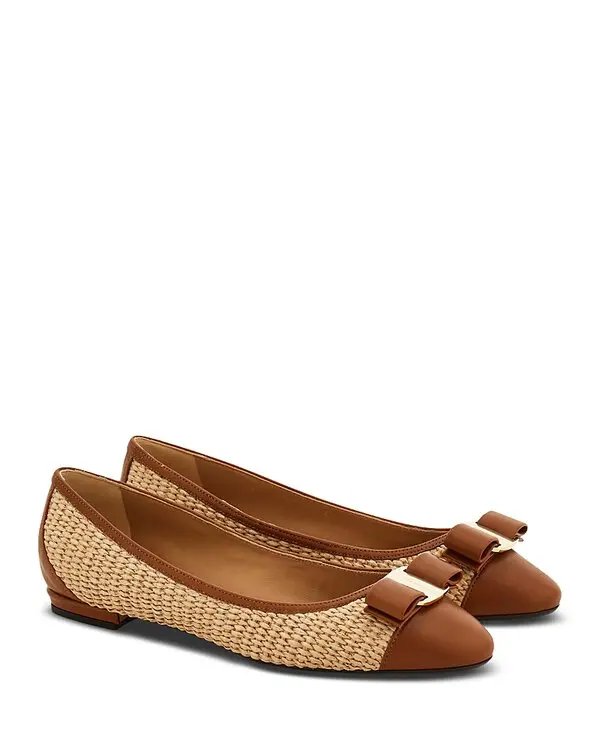 FERRAGAMO Varina 2.0 Flats - Naturale Raffia