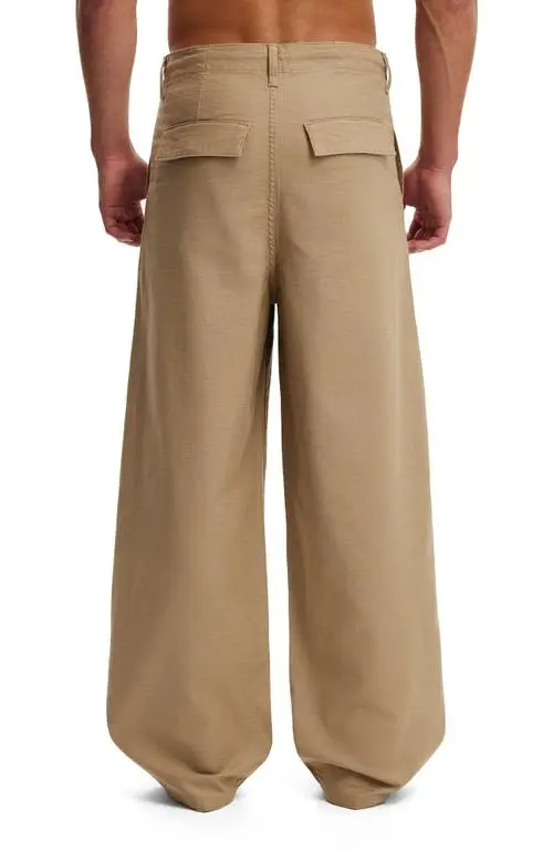 COTTON ON Super Baggy Utility Pant - Tan